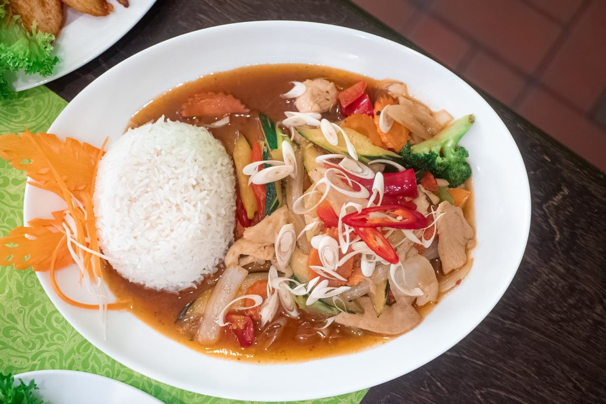 Saitong Thai Imbiss - Authentisch Thai Essen in Köln
